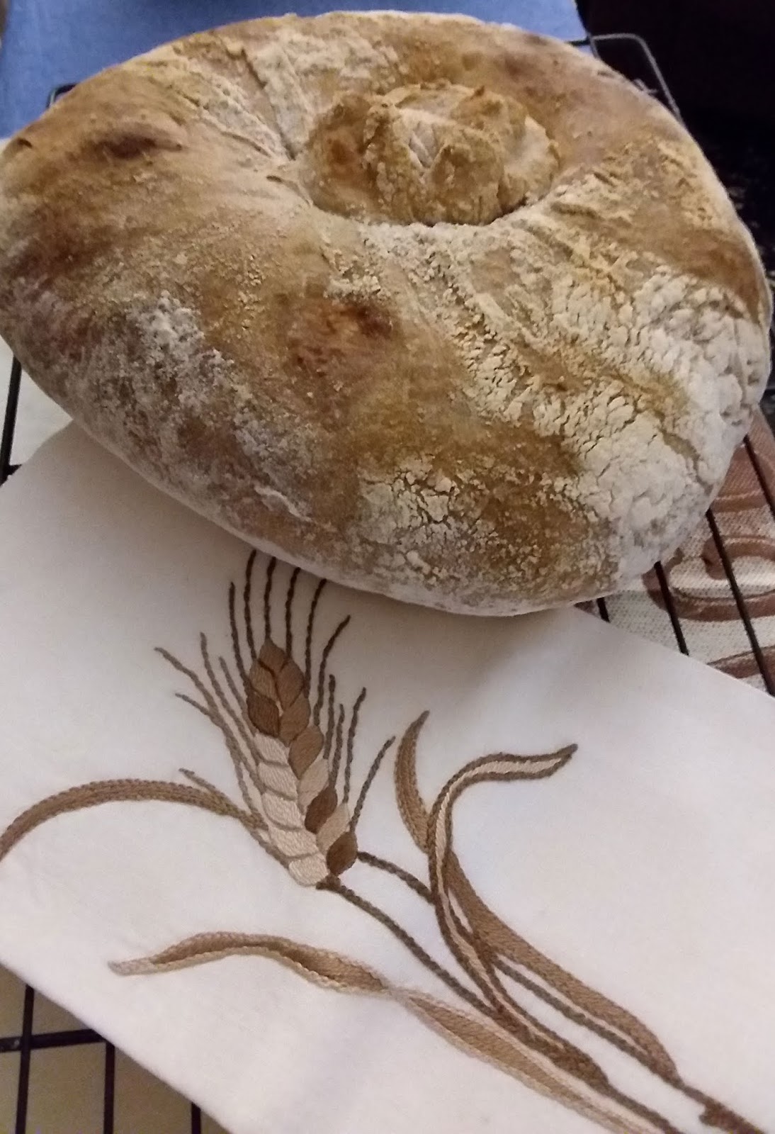 MOLETE GALEGO - MASTER DE ALAS DE PANADERO DE DANIEL JORDÀ - APRIL'S KITCH