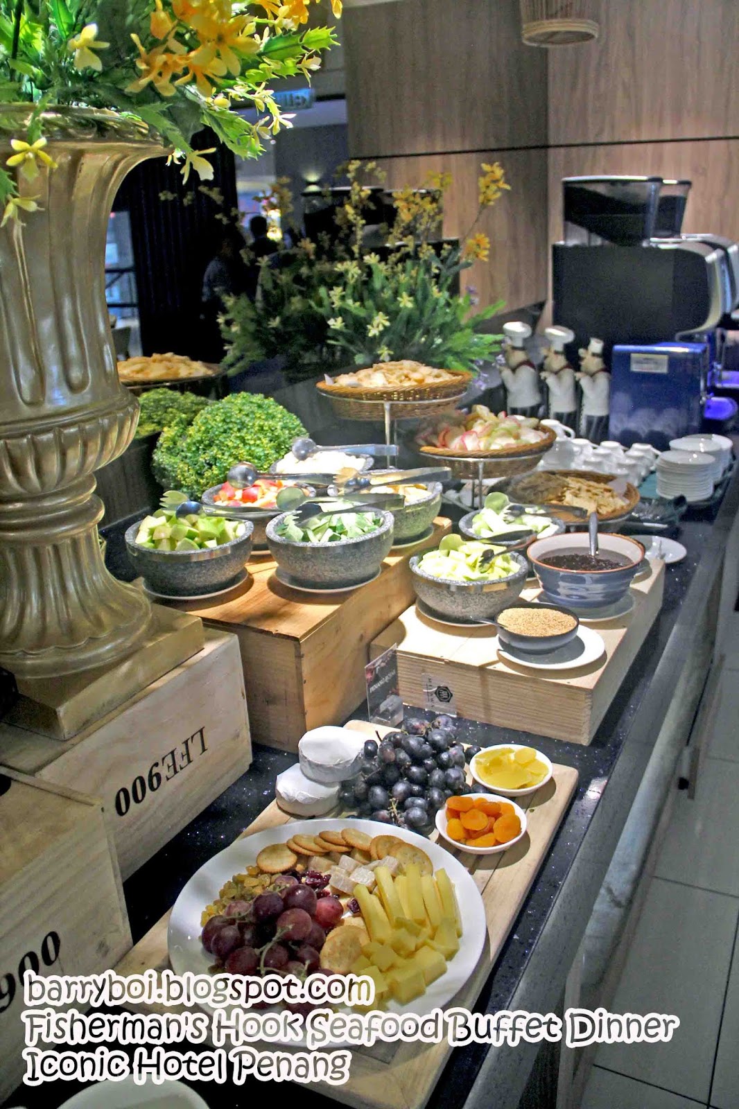 Fisherman’s Hook Seafood Buffet Dinner at Iconic Hotel Penang
