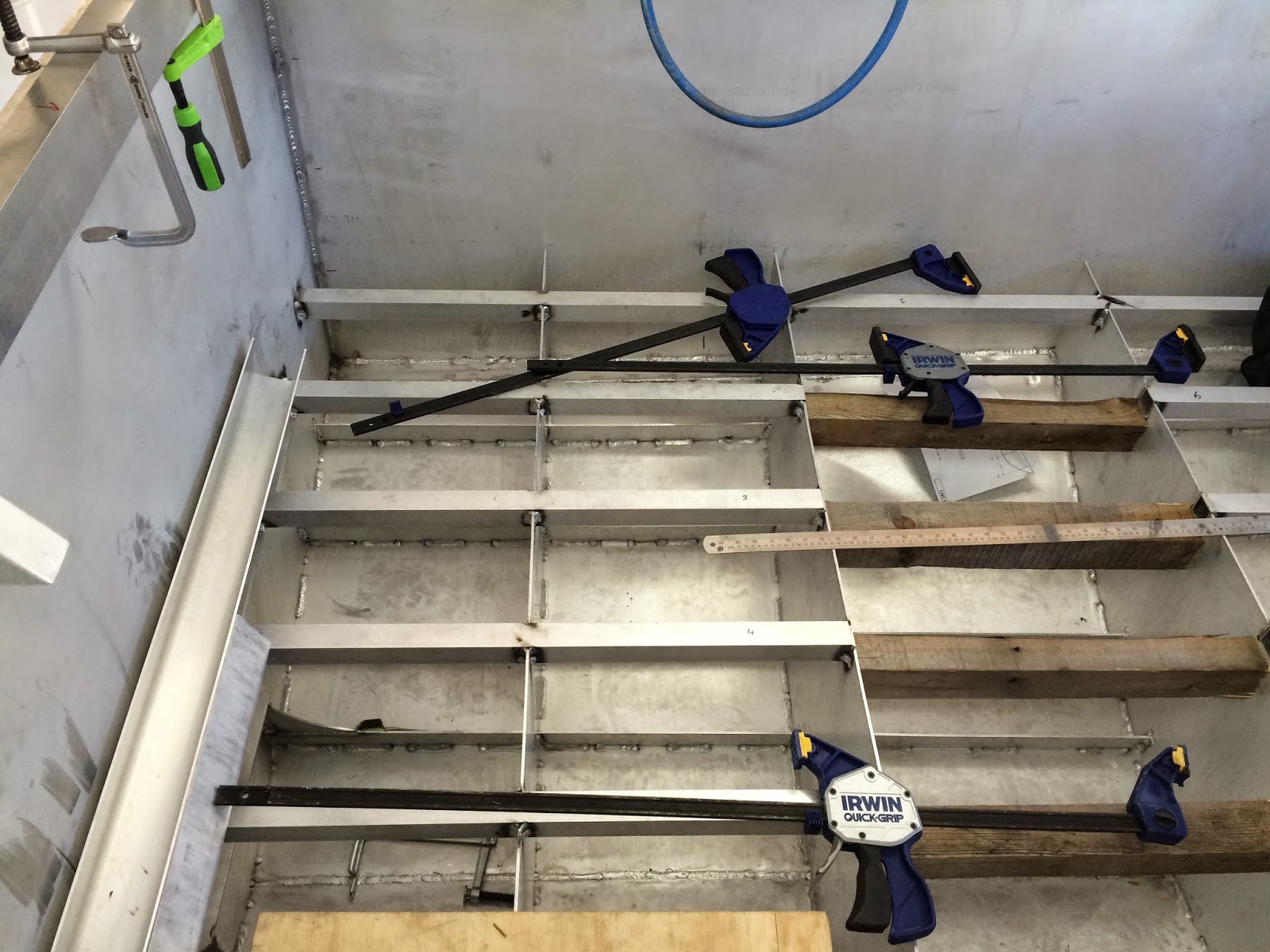 CNC Marine 5m (5.75 Overall) Plate Boat Build: Welding in deck stiffeners