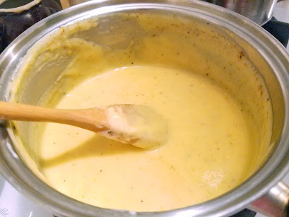 A Book Of Cookrye: Hump-Day Quickie: Cheesy Spuds