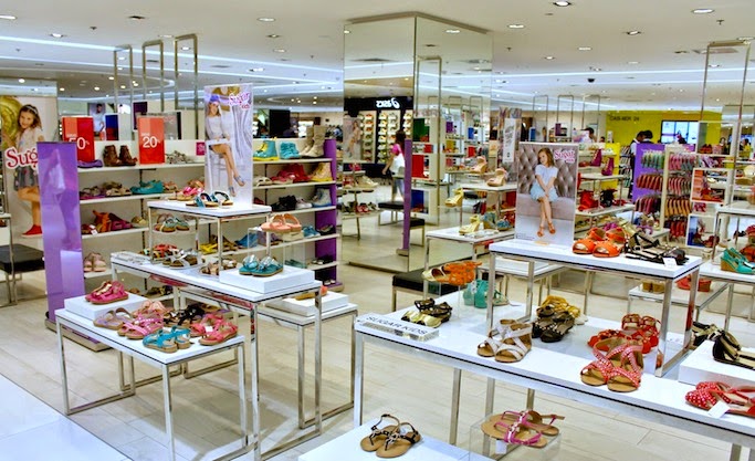 Anagon: Shopping at the SM Shoe City in SM Makati