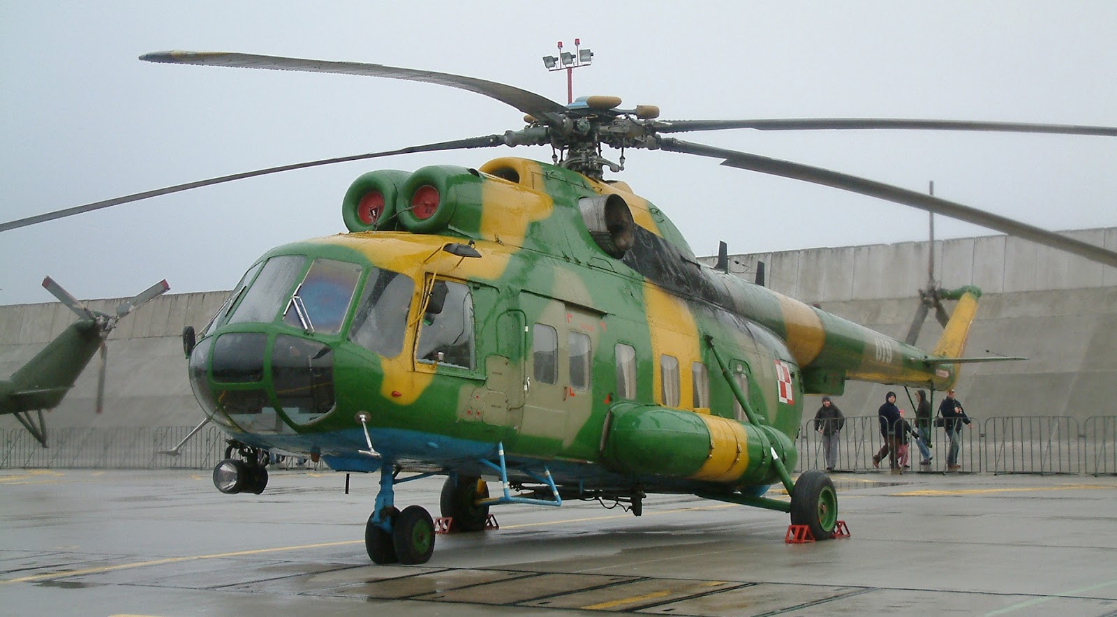 Best Engineering Channel: Mil Mi-8 Helicopter