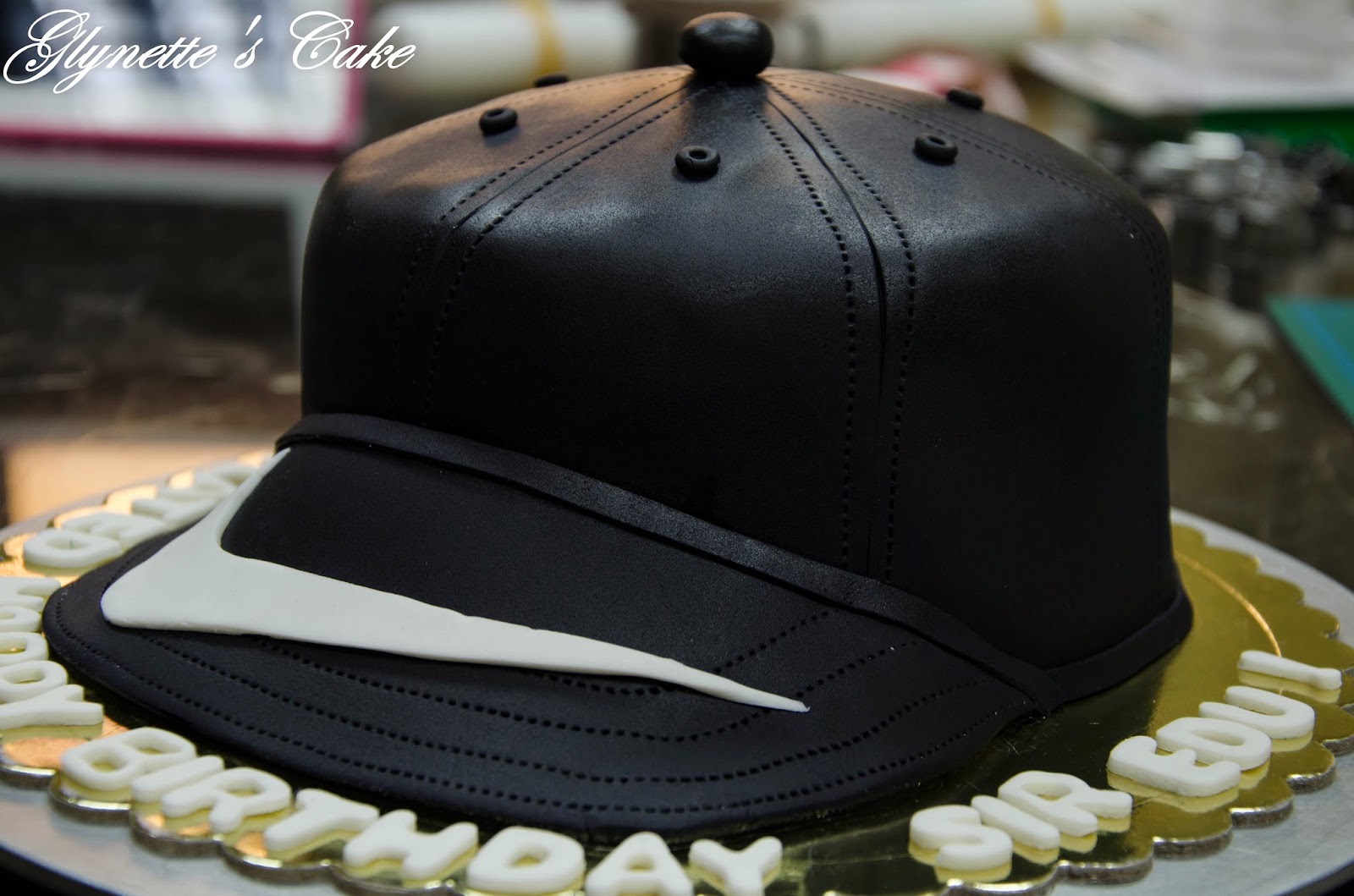 Glynette's Cake: nike