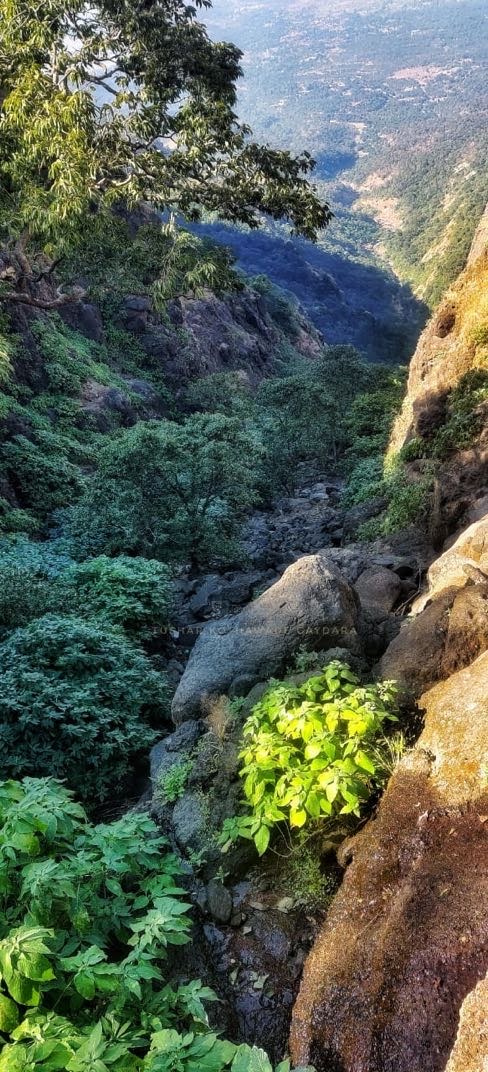 Ahupe Ghat-Gorakhgad-Sakharmachi Ghat-Gaydara Ghat-Ahupe