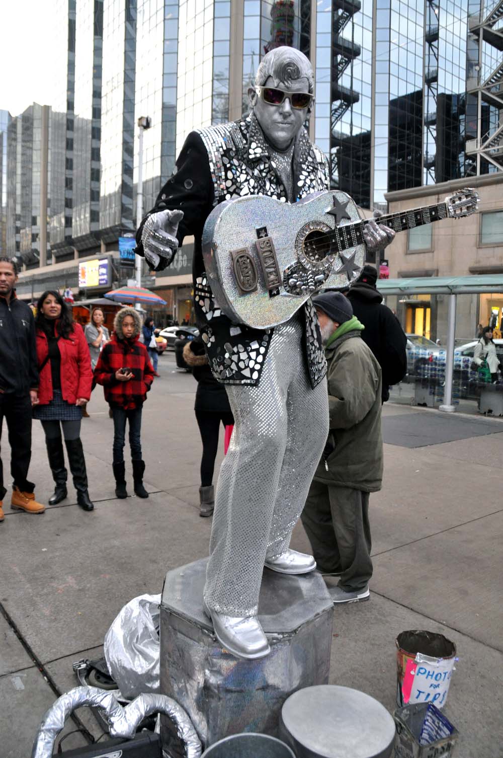 Toronto Grand Prix Tourist - A Toronto Blog: Silver Elvis in winter - A ...