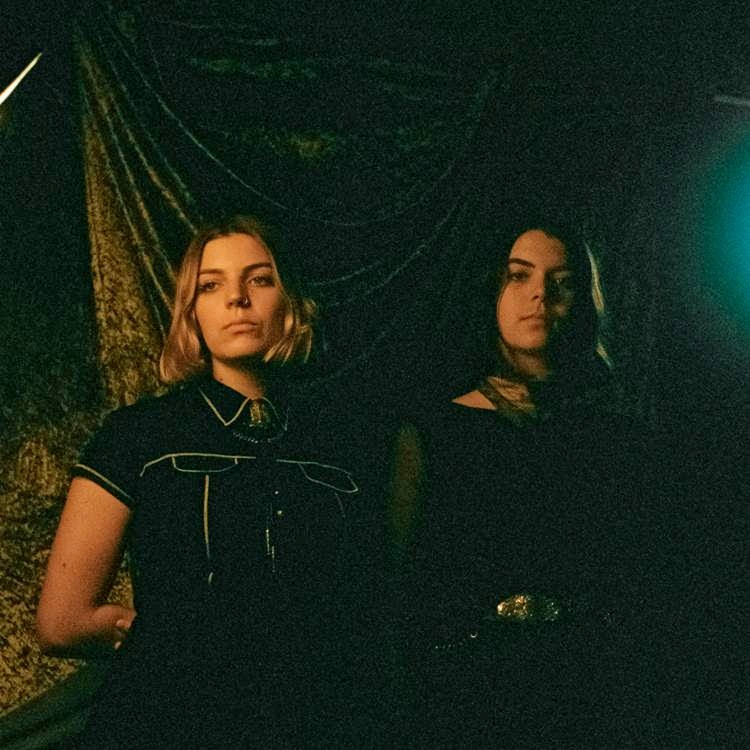 LITTLE INDIE : Sydney sisters CLEWS bring in the 'New Age'