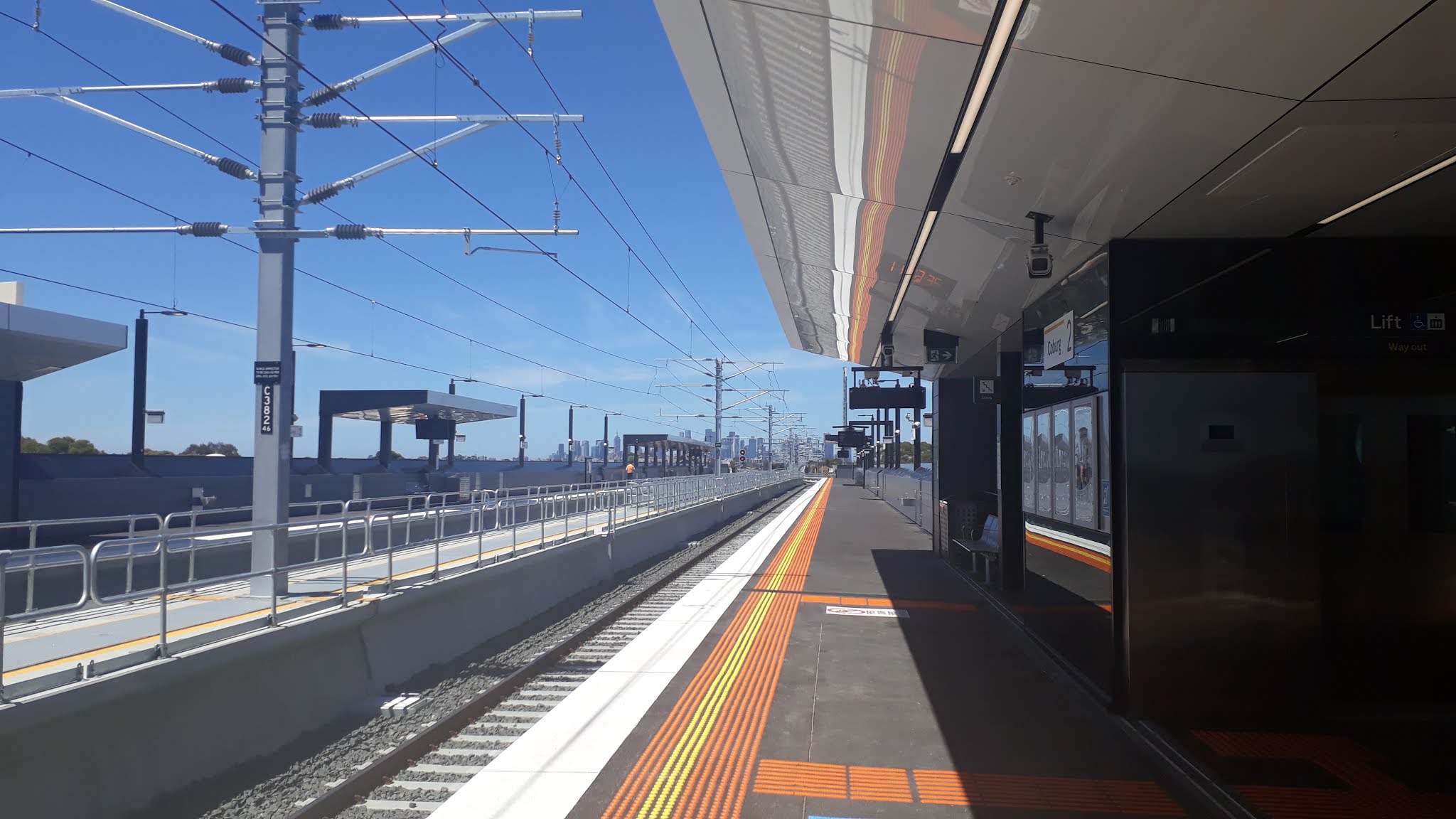 Melbourne on Transit: The new Coburg Station