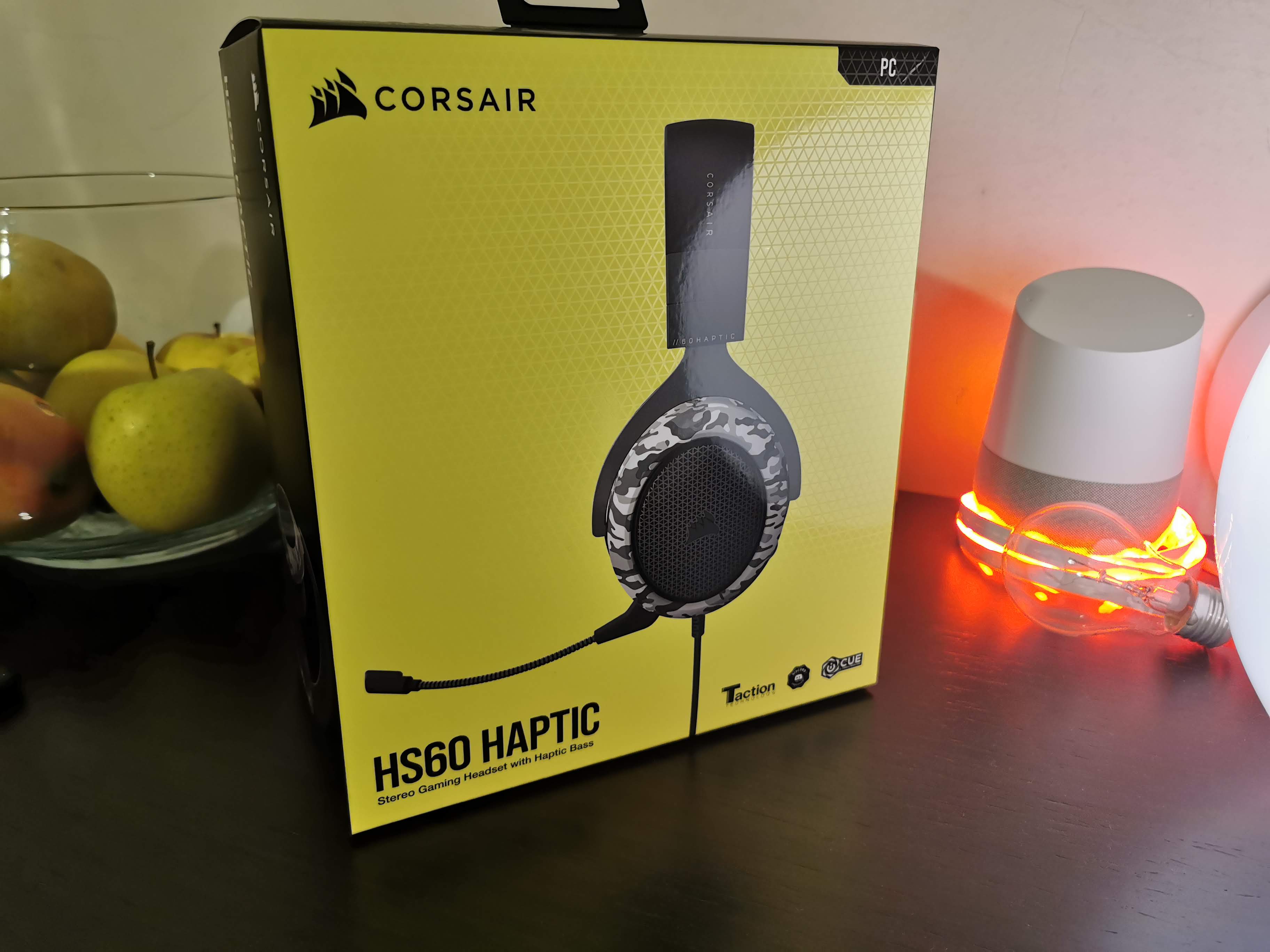 Análise headphones Corsair HS60 Haptic | Aberto até de Madrugada