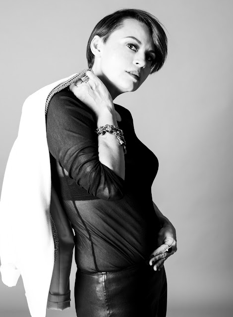 U2 Sombras e Árvores Altas - Blog: Tabitha Fair gravou vocais de apoio ...