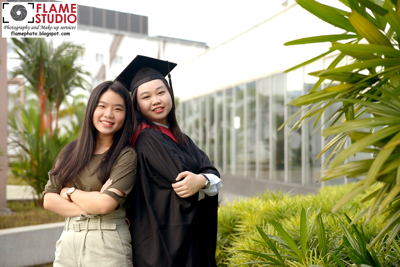 Flame Graduation Photography Studio: Graduation Convocation Family ...
