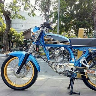 20 Gambar HD Modifikasi CB 100 Warna Biru Terbaru 2020