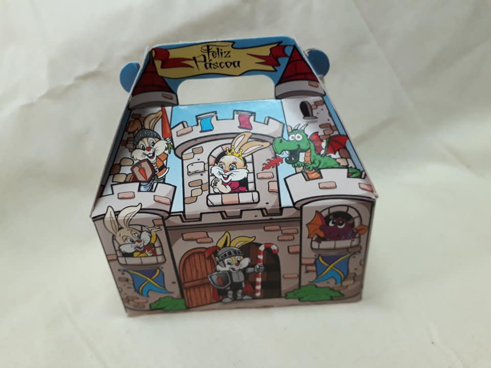 CAIXINHA COM MINIOVO DE COLHER Donna Caramella Doces Caseiros Fone whats 15 996903496 caixinha-com-miniovo-de-colher-donna-caramella-doces-caseiros-fone-whats-15-996903496