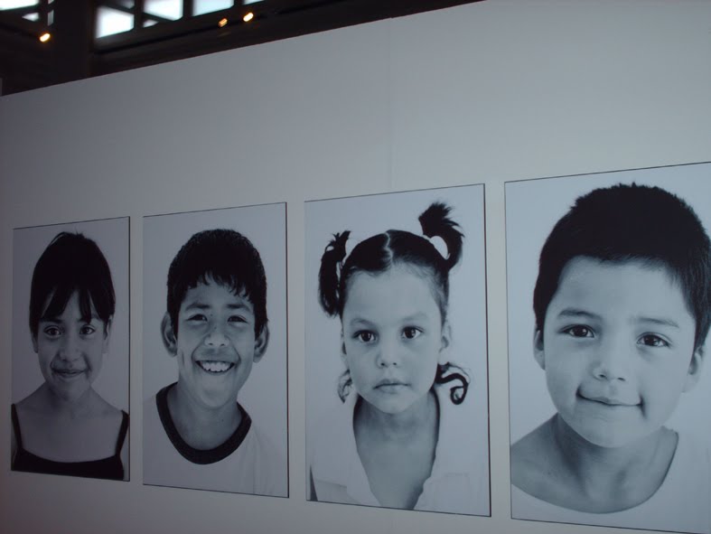 Inside Out Project: La Cara Amable de Ciudad Juárez – Páginas Sueltas y ...