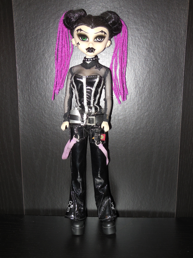 Veni Vidi Dolli: COLLECTION OVERVIEW: Bleeding Edge Goths
