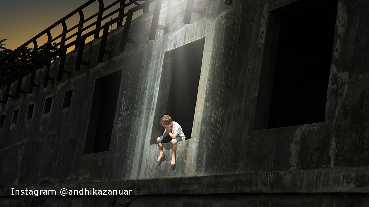 I Am Sad - Photoshop Manipulation Tutorial Processing