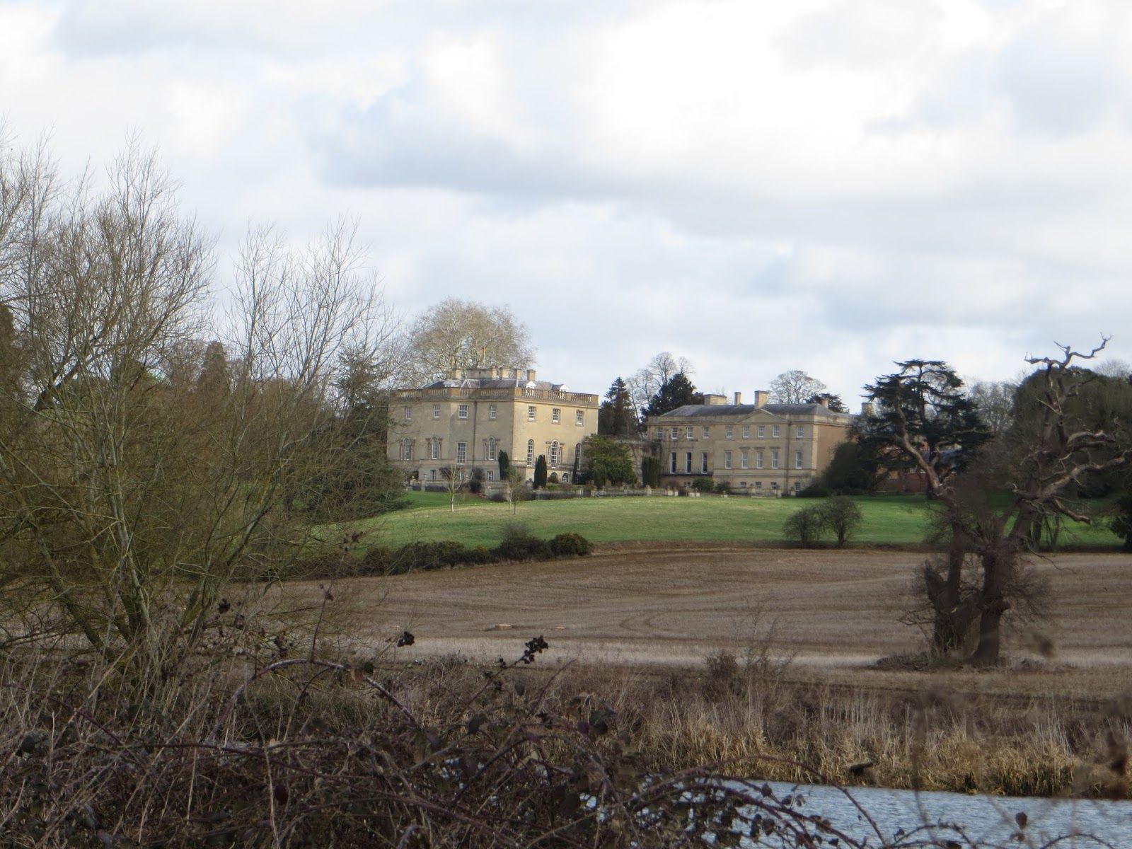 Walking Middle England: The Oxford Green Belt Way – Spring 2019