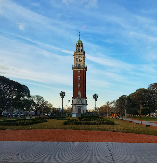 VIAJERO RODANTE: Torre Monumental, Retiro, Buenos Aires