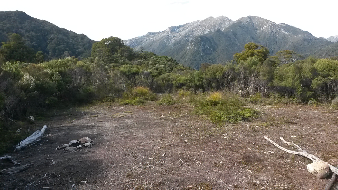Biking and tramping trip blogs: Douglas Range - Kahurangi National Park