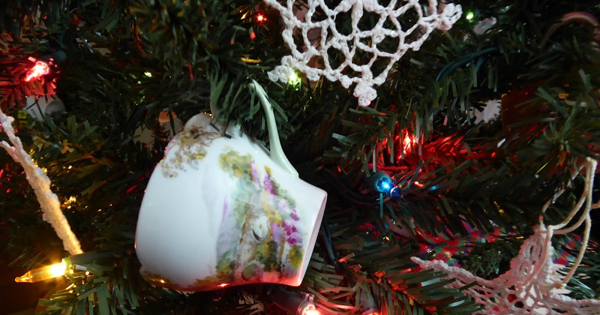 Antiques And Teacups: It's Beginning To Look A Lot Like Christmas ... Antiques And Teacups: It's Beginning To Look A Lot Like Christmas ...