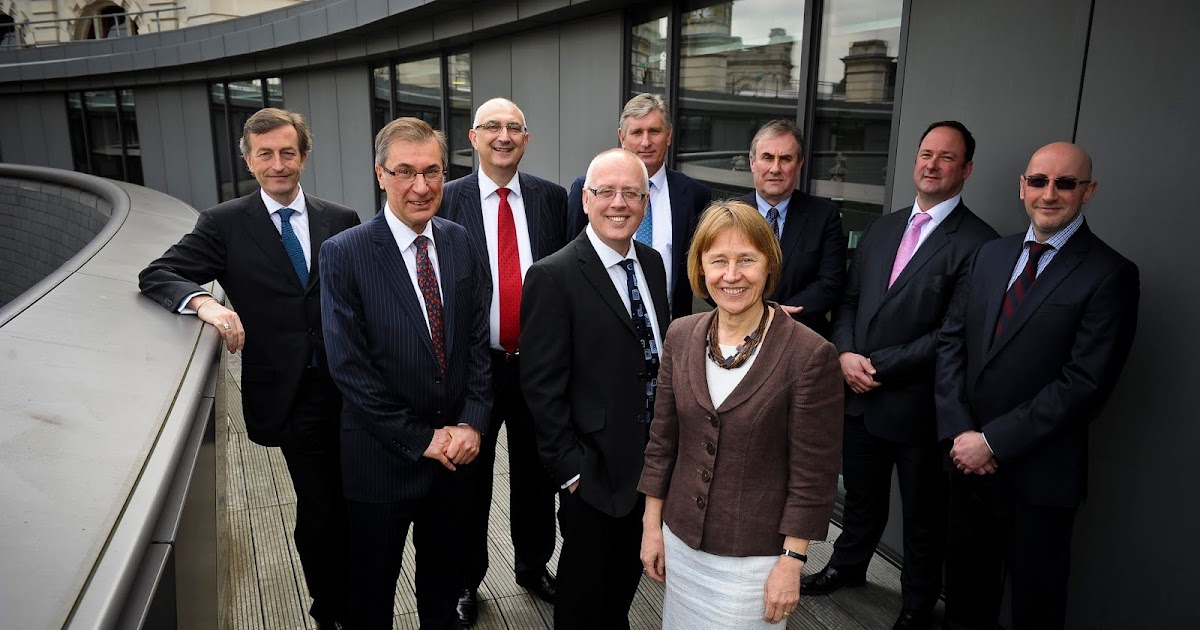 HMRC Is Shite: HMRC Hiring Real People Persons