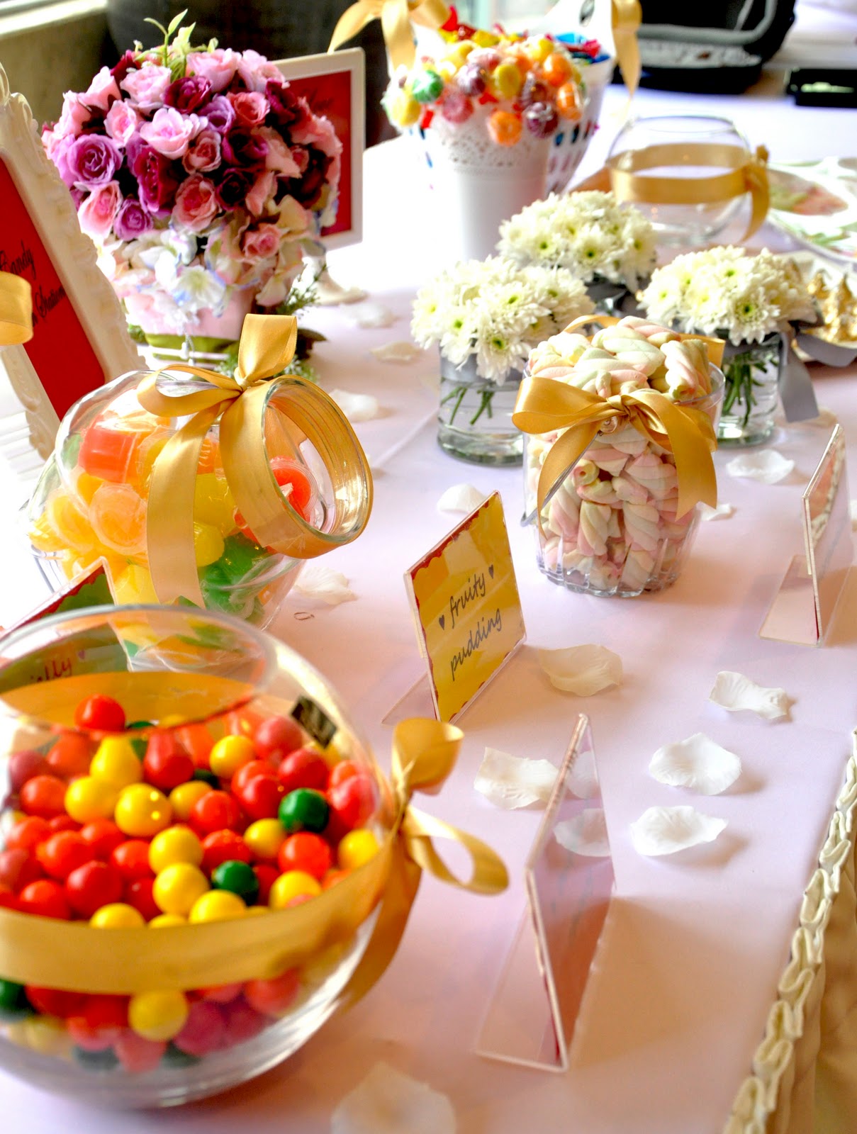 Idea's Concepts: Candy Booth Esya Wedding - Flamingo Hotel