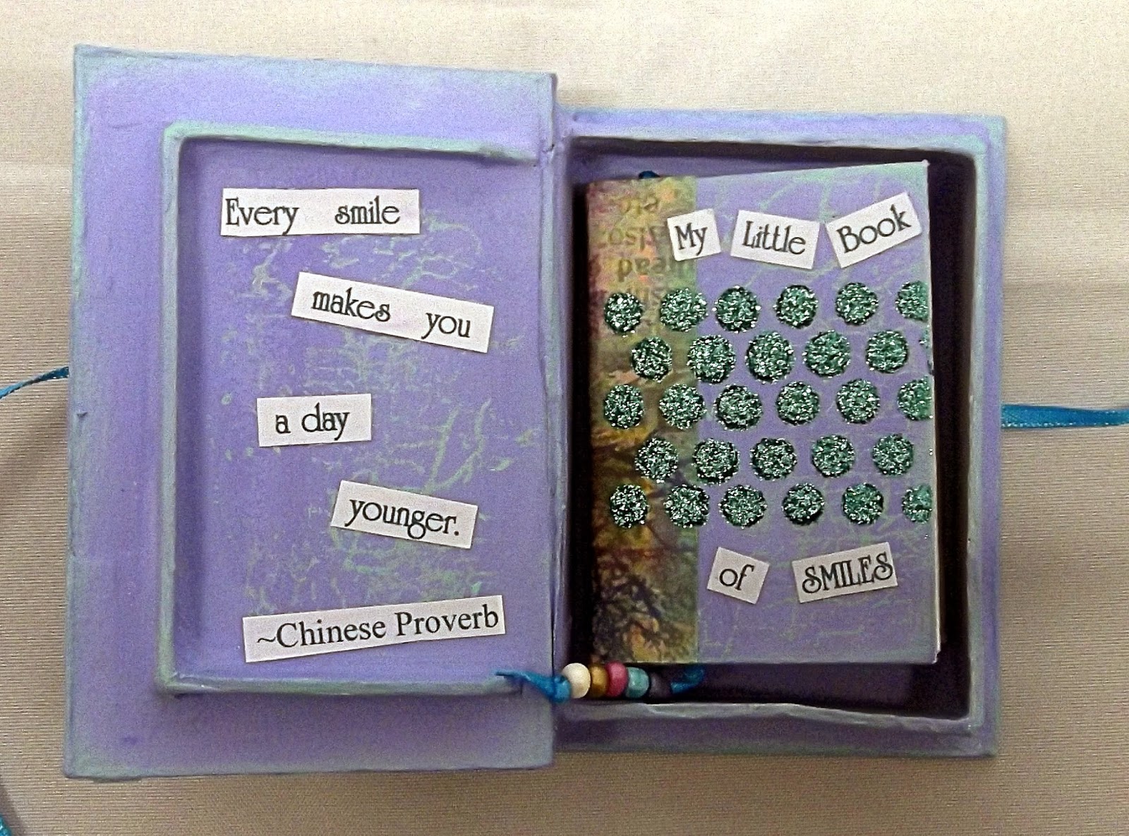 Karen's Carry Ons: Decorated Book Box!