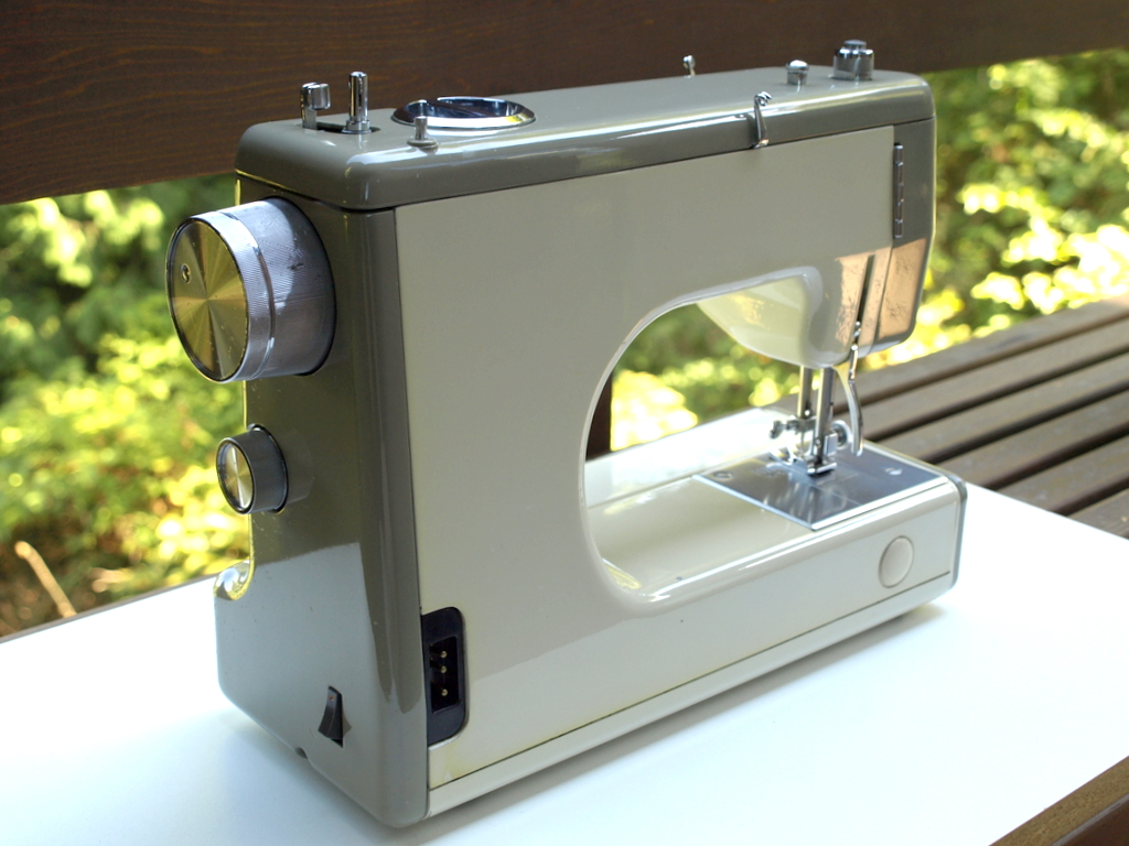 Tight Acres: Kenmore 158.1040