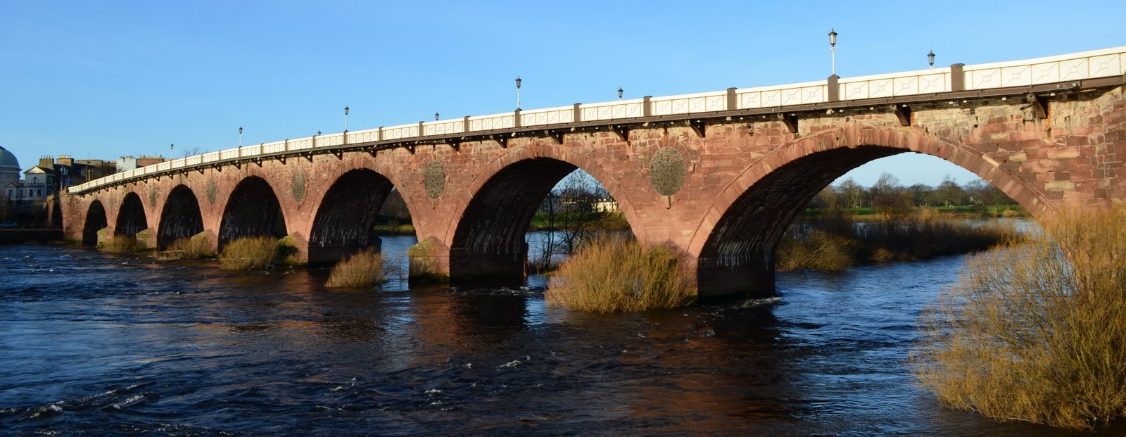 Tour Scotland: Tour Scotland Photographs Old Bridge Perth Perthshire ...