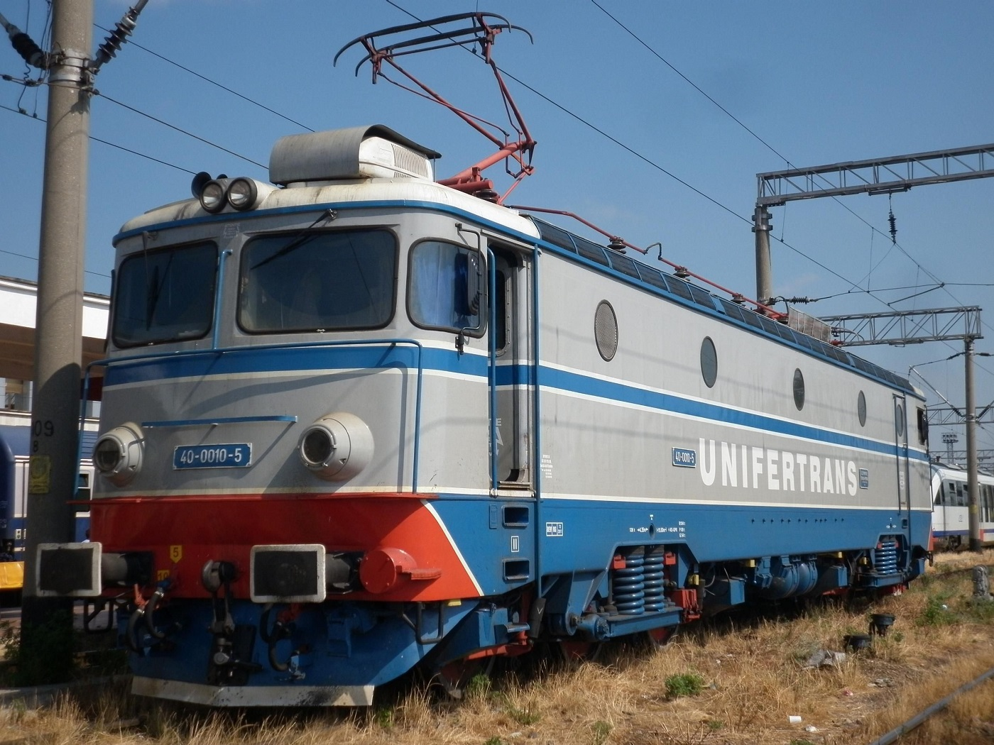 Σιδηροδρομικά Νέα: CFR Class 40/41 – η πιο δημοφιλής ηλεκτρομηχανή της ...