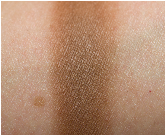 Glamour By Fatima: My Favourite MAC Eyeshadows - Nuetrals