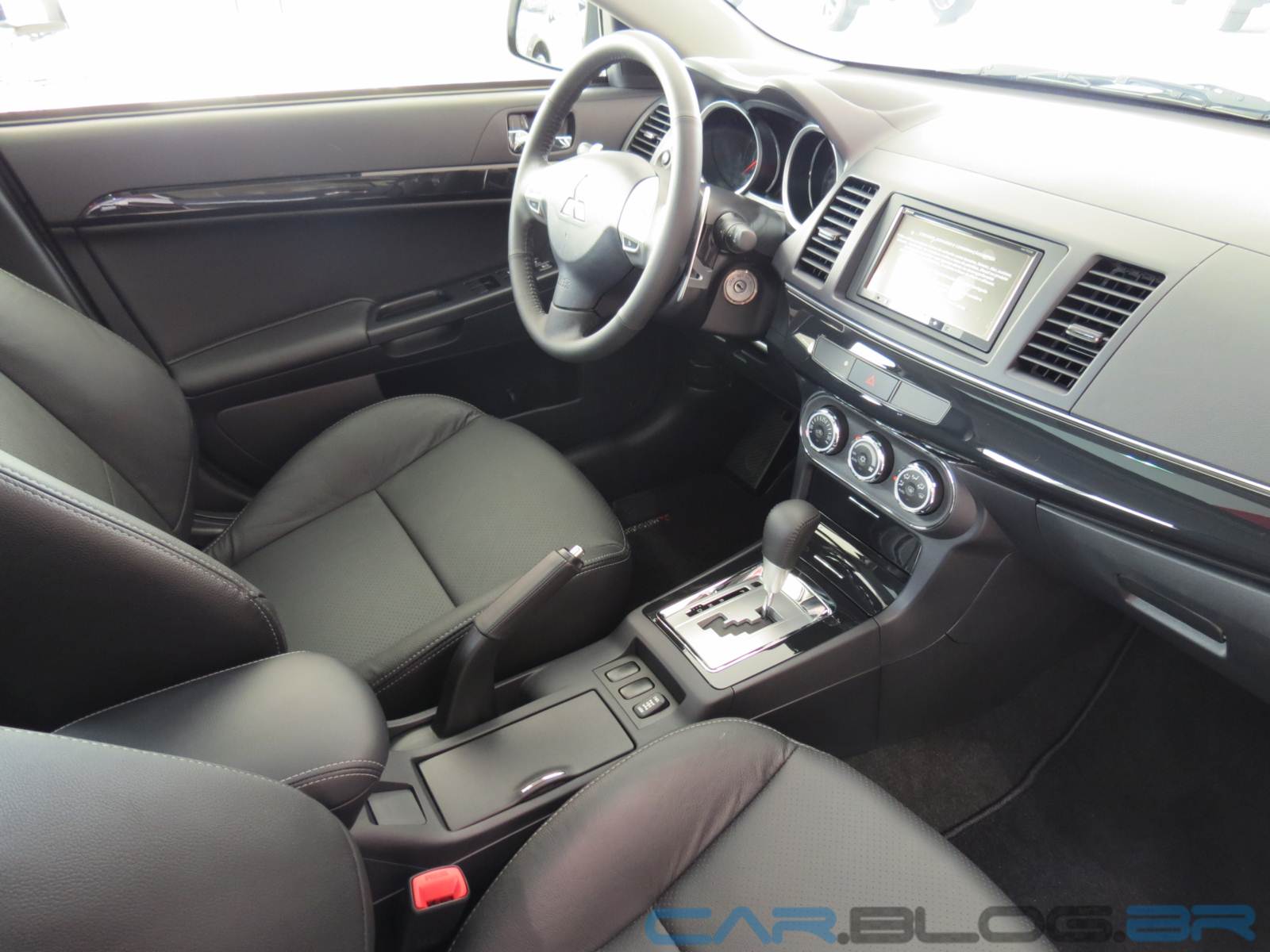 Mitsubishi Lancer GT AWD: fotos, preço e especificações