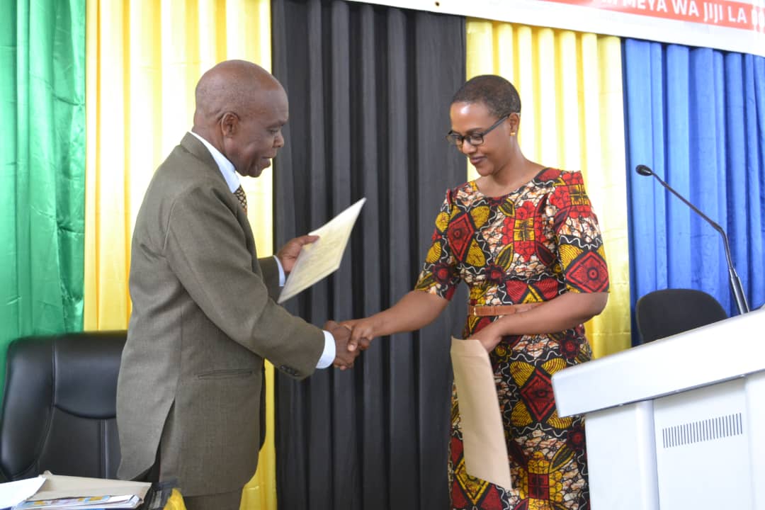 TUSHIRIKIANE KUPIGIA MBIU LUGHA YA KISWAHILI :PROF.MWAMFUPE | ZamotoHabari.