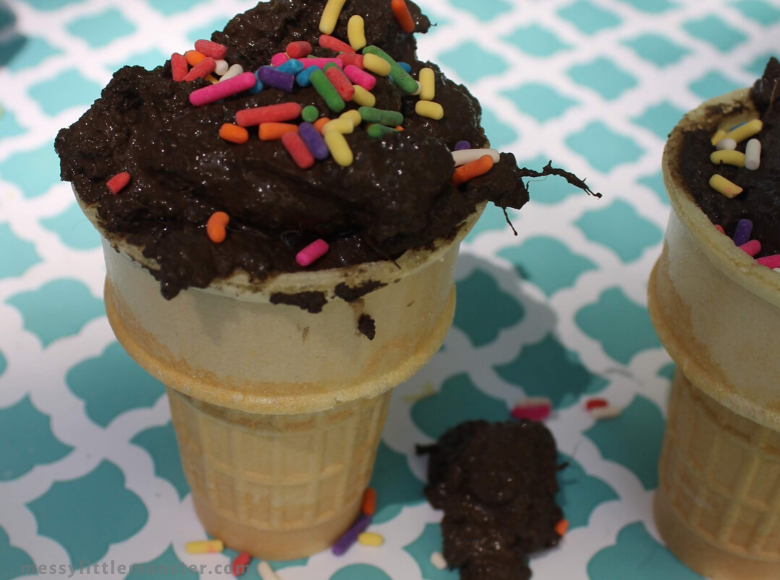 Mud Play - Mud Ice Cream Shop Pretend Play - Messy Little Monster