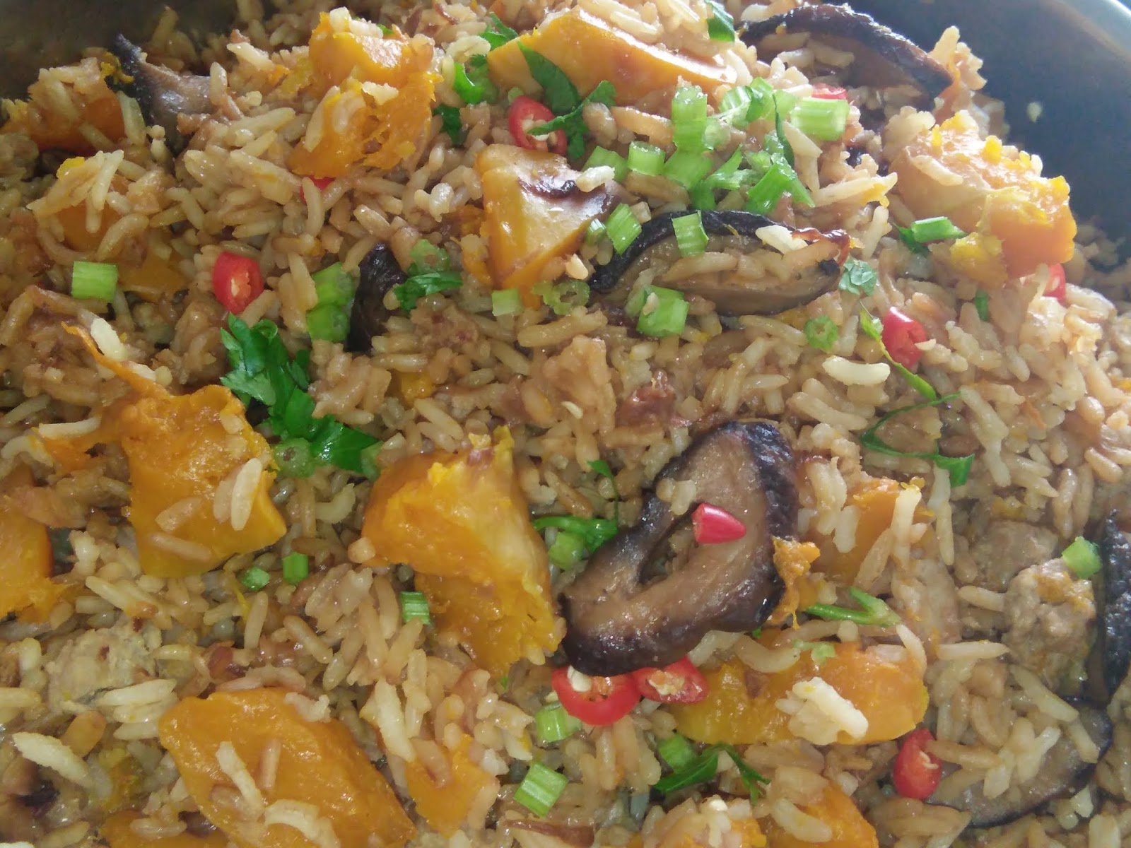 Cooking Pleasure: STEAMED PUMPKIN RICE WITH MUSHROOMS