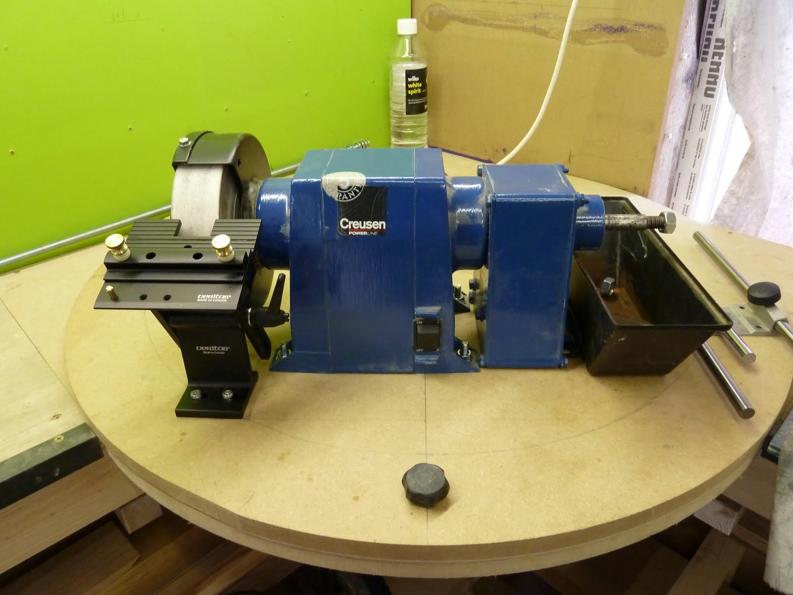 theworkshop: My workstation for grinding and sharpening.