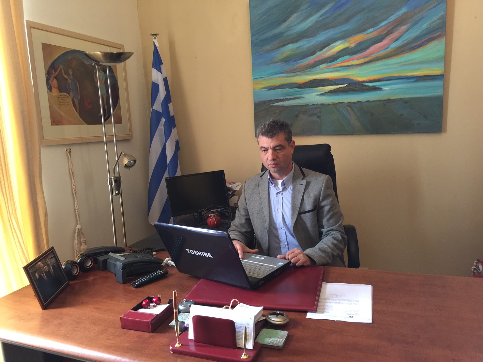 Ενημερωτικός Ιστότοπος Δήμου Πάρου: ΓΡΑΦΕΙΟ ΔΗΜΑΡΧΟΥ