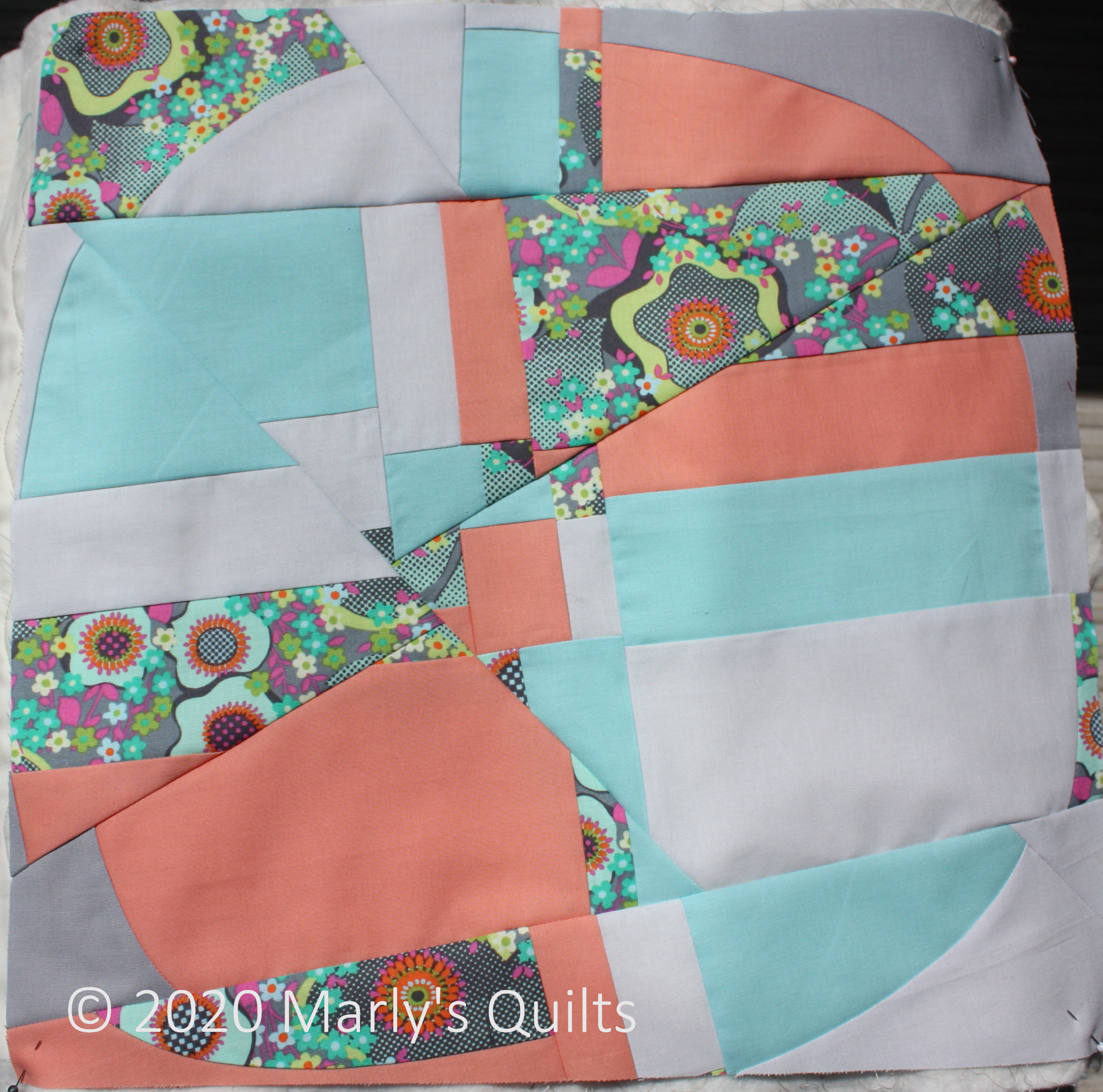 AHIQ: Improvisational Utility Quilts: "Mid Century Modern Curves": not ...