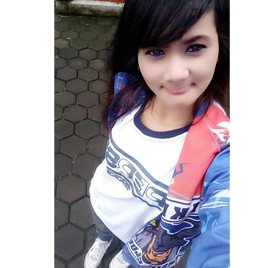 Foto Ladies Viking - Bobotoh Cantik - Maung Geulis Persib Bandung ...