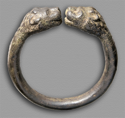 AMO DEL CASTILLO: Las condecoraciones en el ejército romano. TORQUES