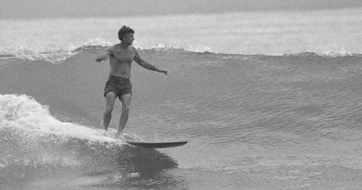 dis place men tia: Pat Curren, 1981