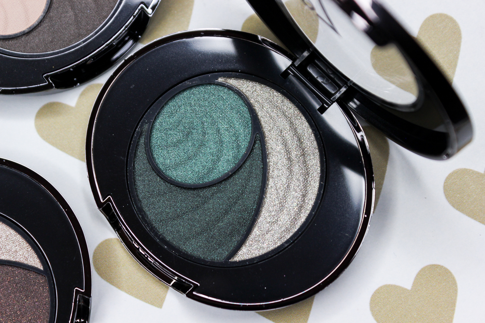 Review│No7 Stay Perfect Eyeshadow Trios - Makeup Moment