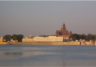 Gujarat Ghumo: Hamirsar Lake-Bhuj