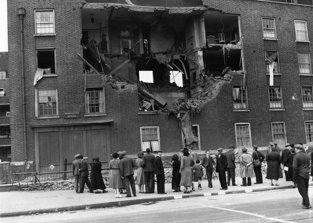 It Was Dangerous Living in a Big City During the War. See 14 Amazing ...