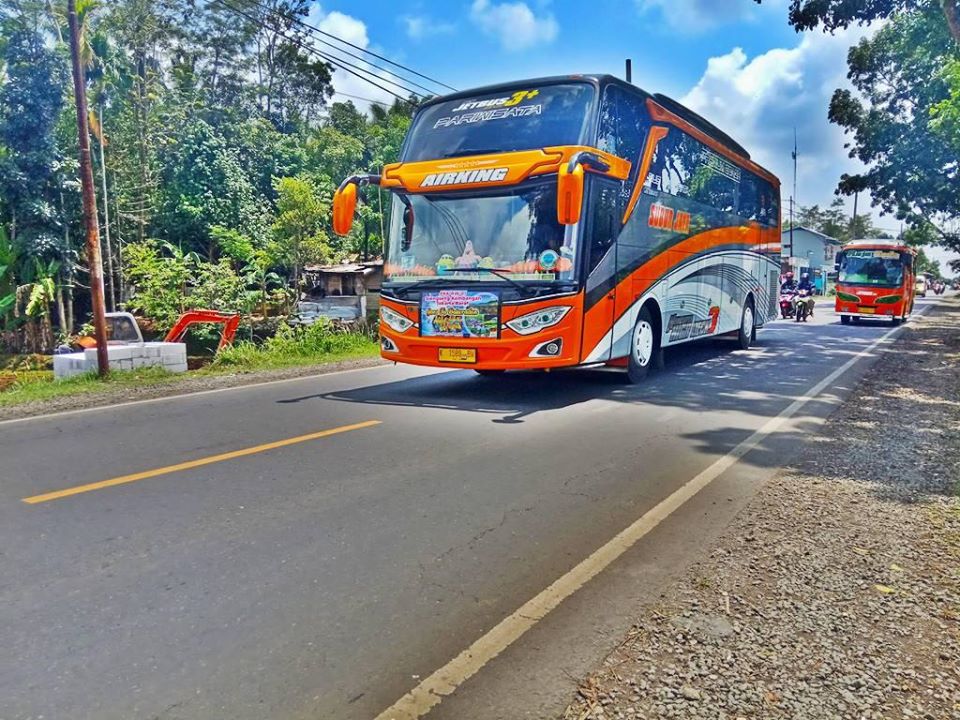Foto & Nama Nama Julukan Bus Subur Jaya Pariwisata - SOLOTIGO.COM