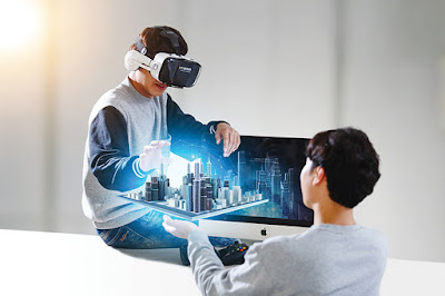 Convergence of Multimedia (VR)