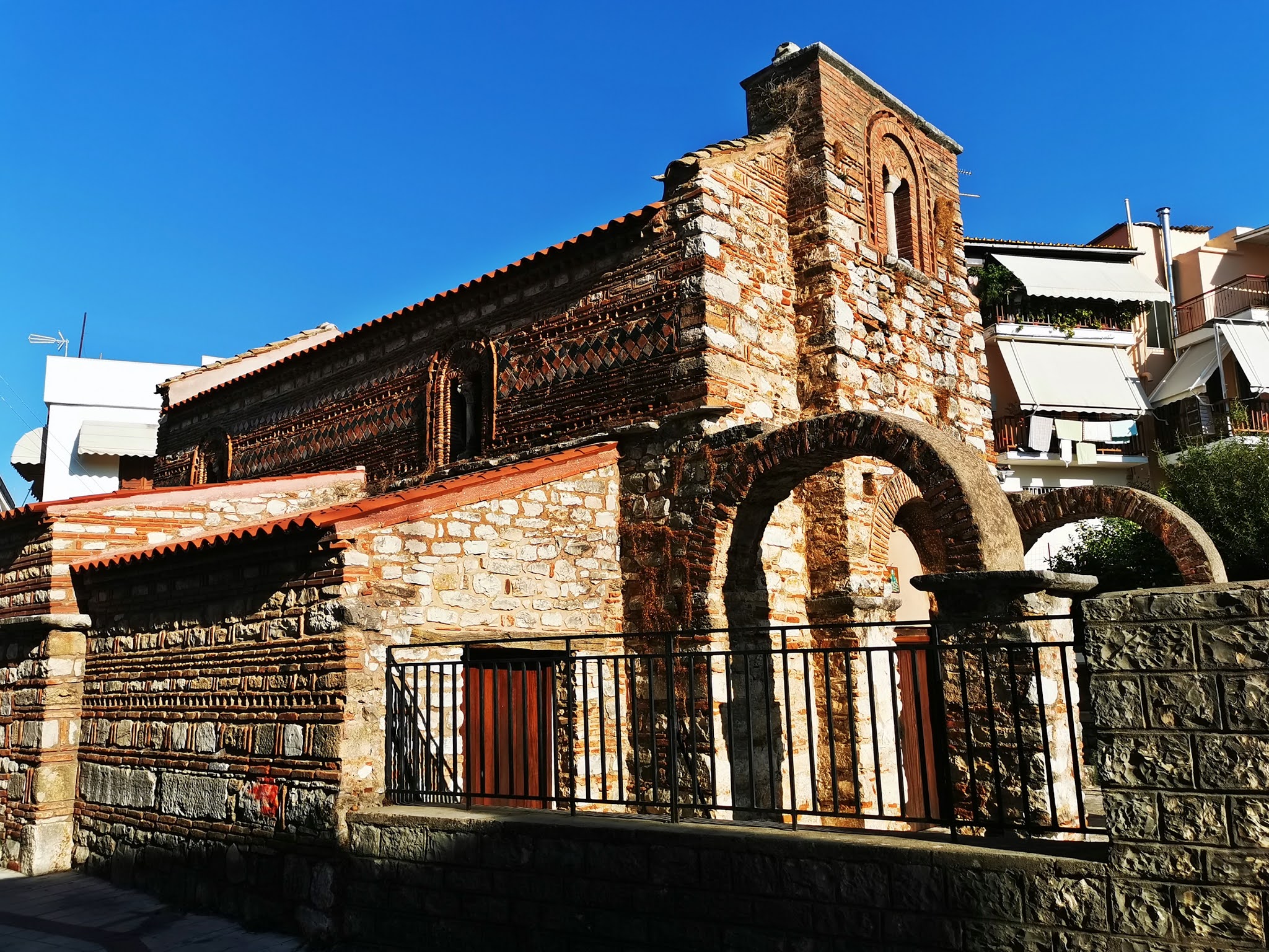 ΑΡΤΑ 10 ΛΟΓΟΙ ΓΙΑ ΝΑ ΤΗΝ ΕΠΙΣΚΕΦΤΕΙΣ | TRIPS AND DREAMS by MARY