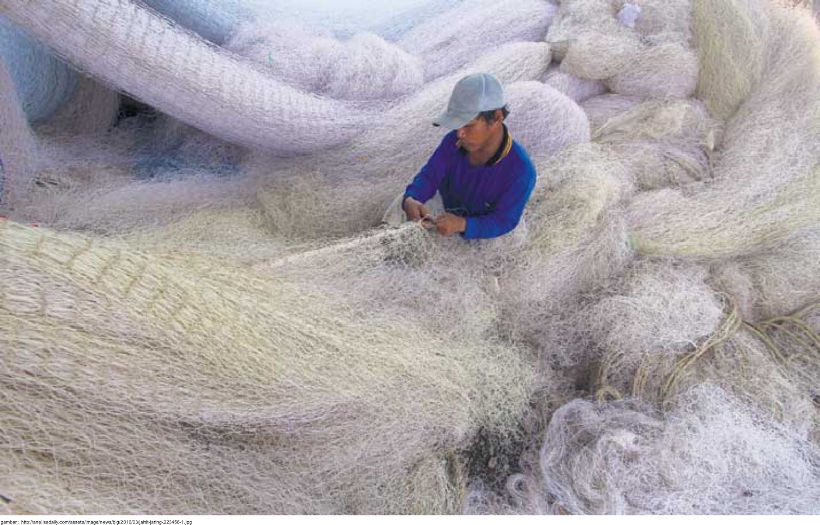 Cara Memperbaiki Jaring Ikan - Lalaukan