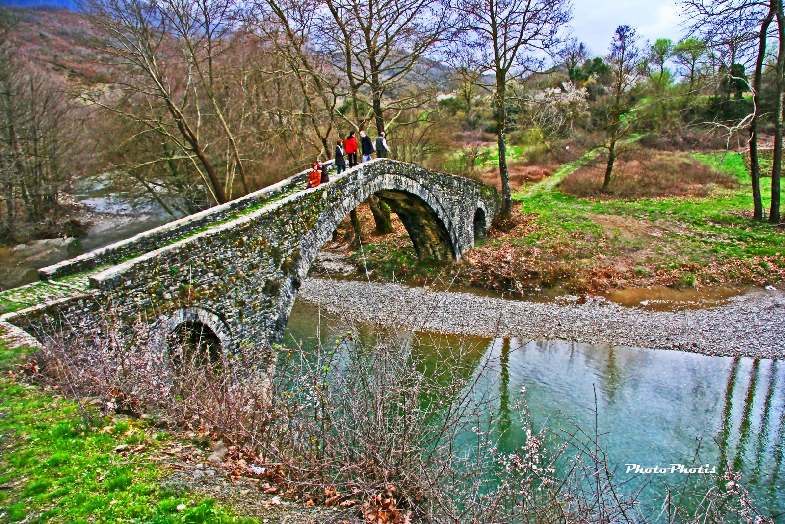 Photos and videos of Greece Φωτογραφίες Ελλάδας: * Πέτρινα γεφύρια της ...
