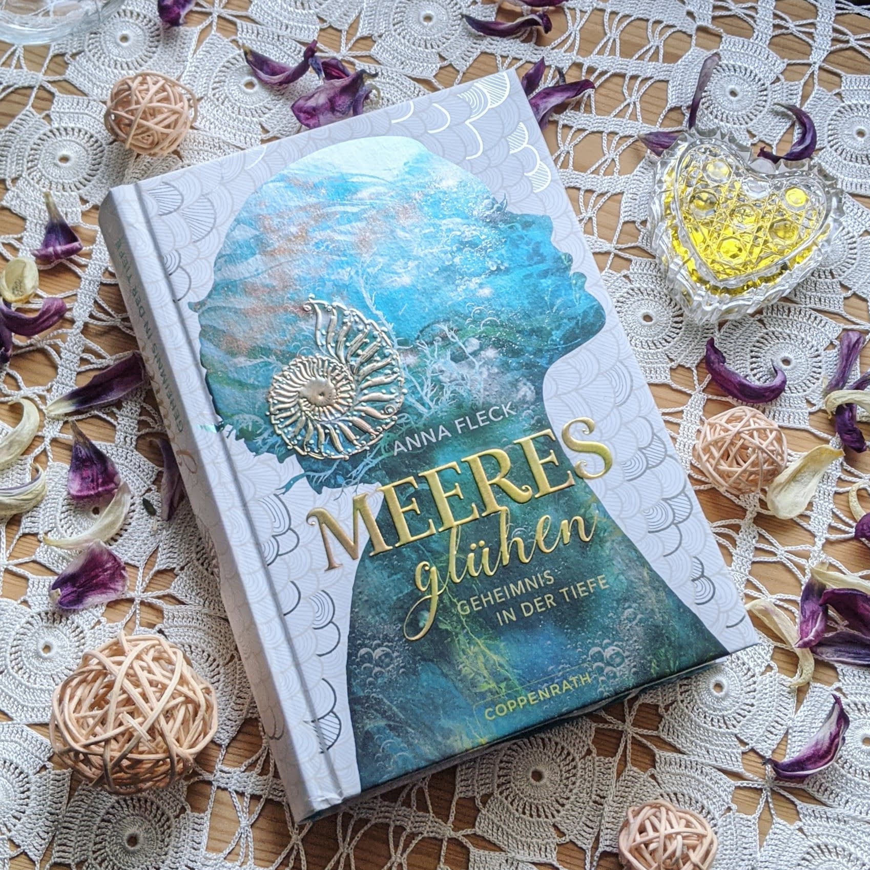 Emkeyseven Books: März 2021