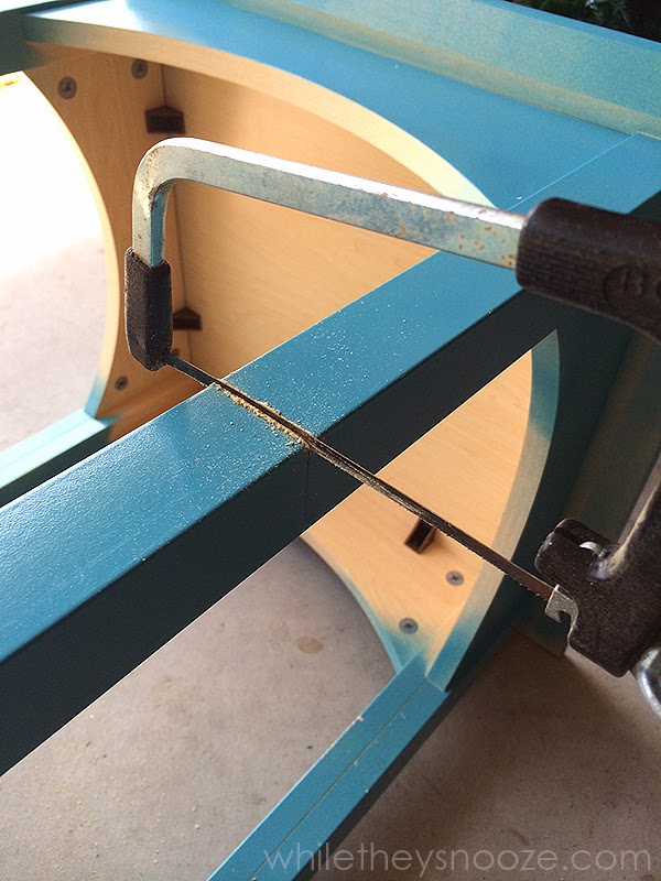 While They Snooze: How to Make a Suitcase Table